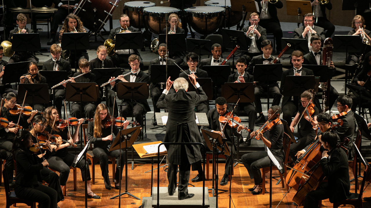 Mahler: Symphony no. 1 (Boston Philharmonic Youth Orchestra) - Ben Zander